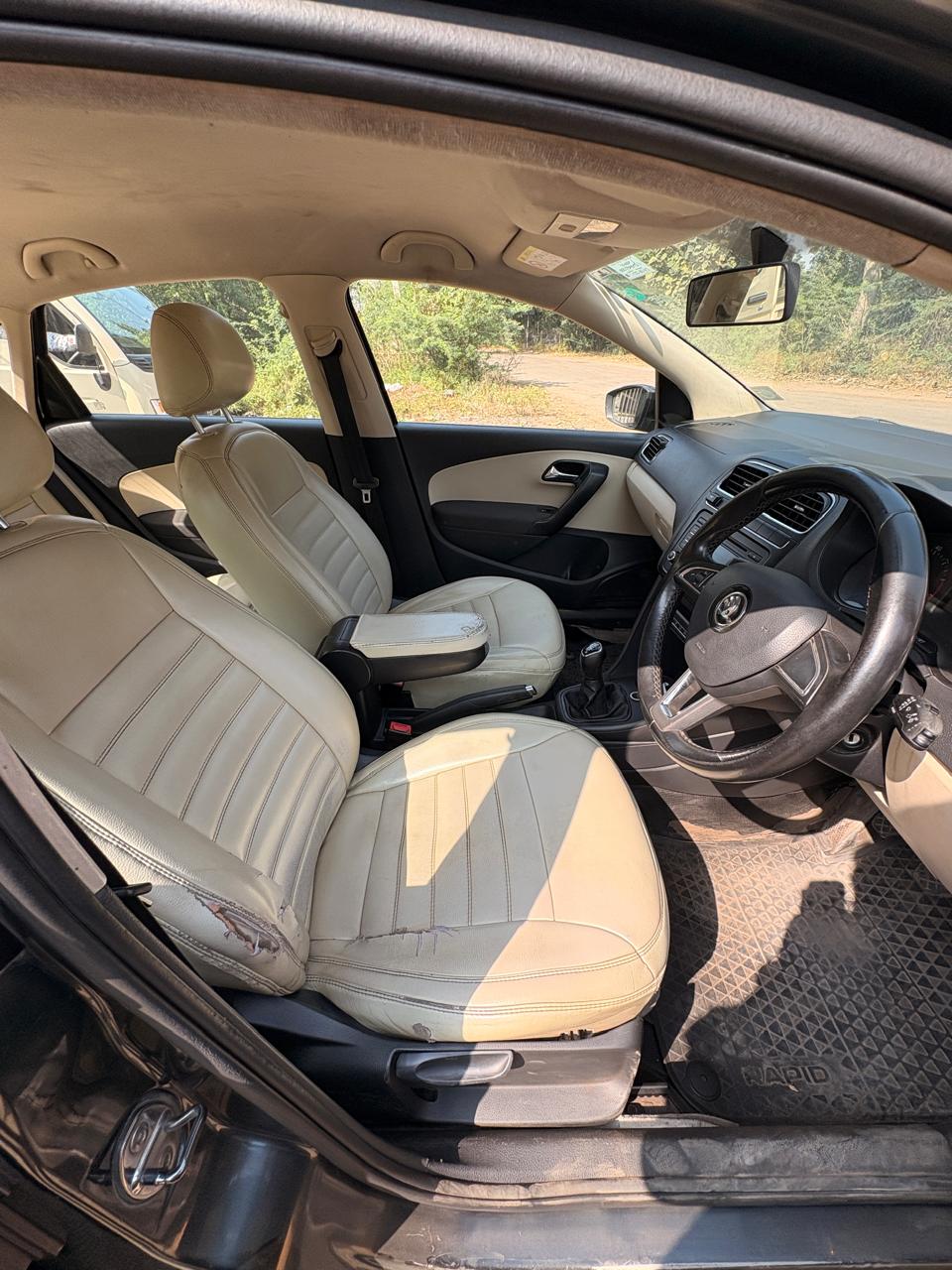 Buy Used Skoda Rapid 1.6 MPI Active BSIV of 2017 model @ 4,00,000 INR in Raipur - 5066343 ...