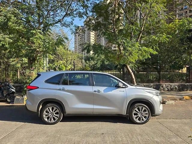 Used 2024 Toyota Innova Hycross 1987 cc Petrol Automatic Car in Mumbai ...