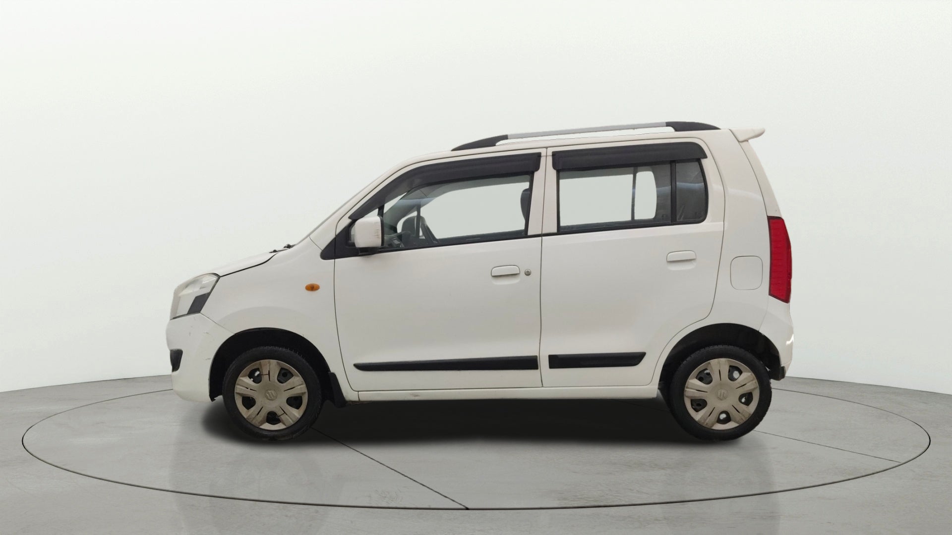 Buy Used Maruti Wagon R AMT VXI Option of 2016 model @ 2,56,196 INR in ...