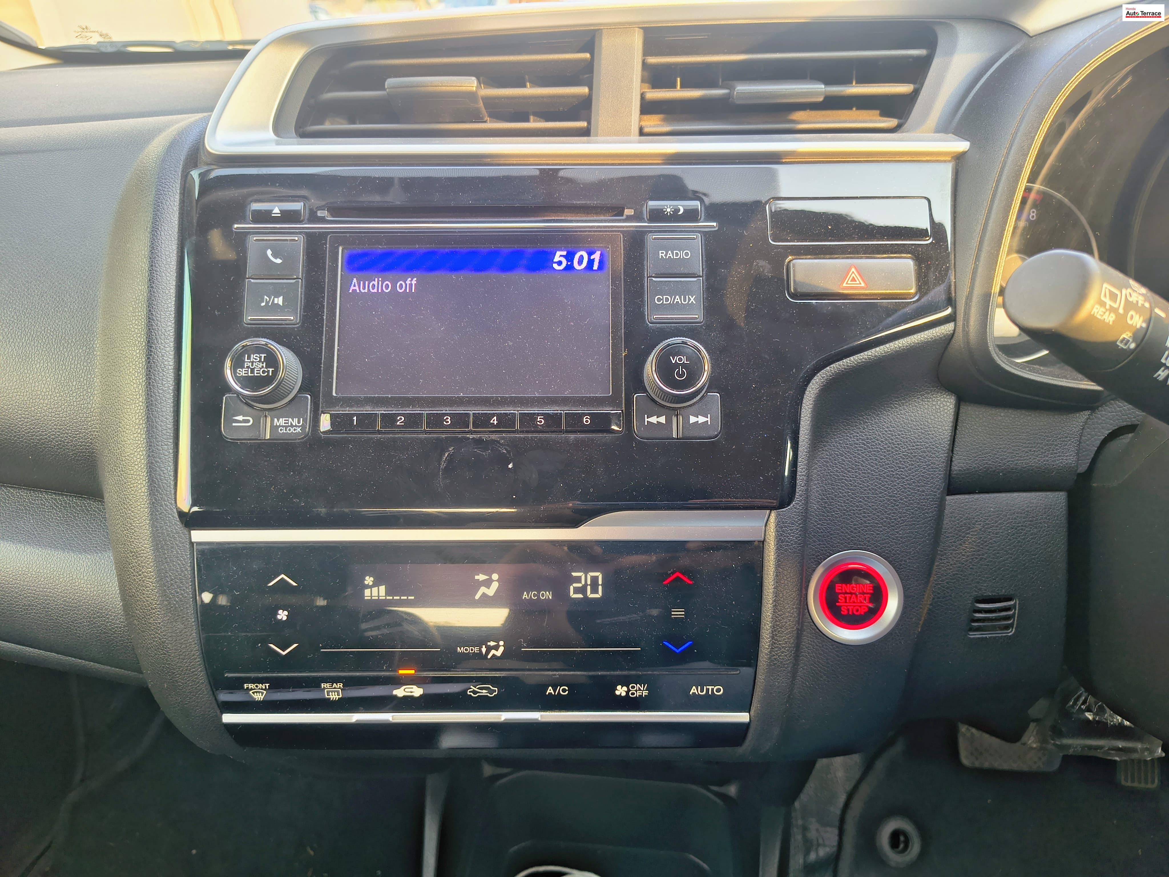 Buy Used Honda Jazz V CVT of 2019 model @ 5,51,000 INR in Ahmedabad ...