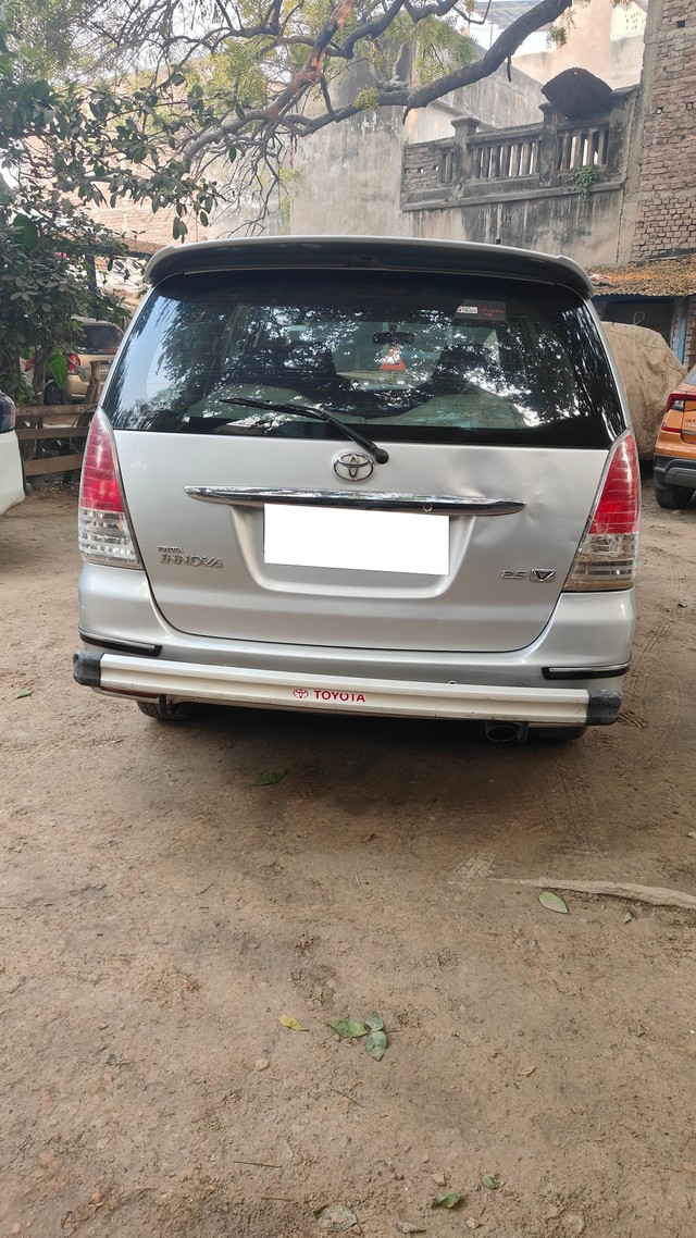 Used 2011 Toyota Innova 2494 cc Diesel Manual Car in Patna at ₹5.25 ...