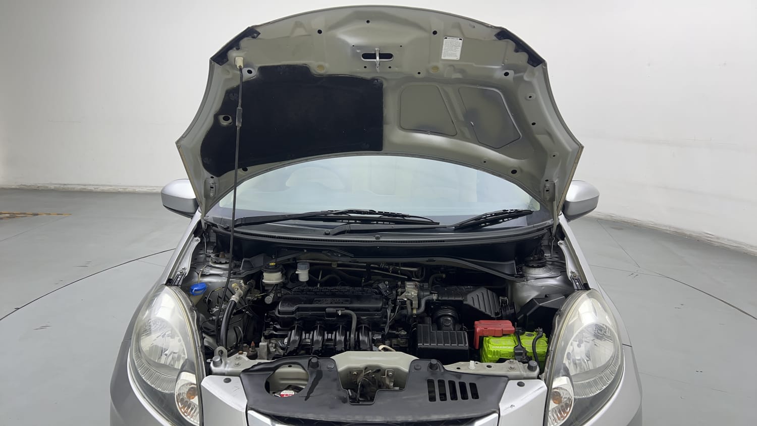 Buy Used Honda Amaze S i-VTEC of 2014 model @ 3,06,000 INR in Delhi - 5069716 - ZigWheels.com