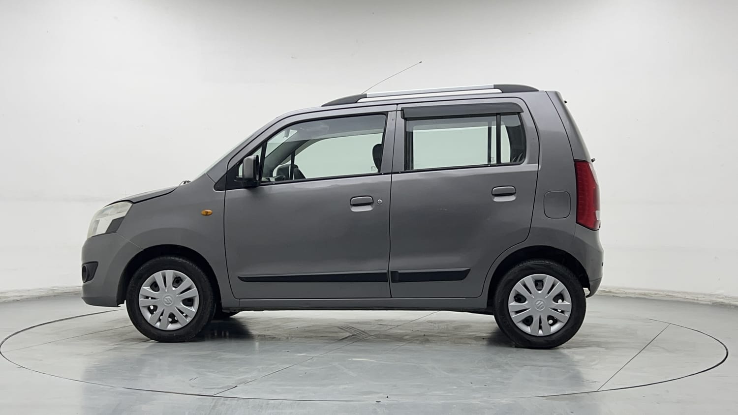 Buy Used Maruti Wagon R VXI of 2017 model @ 3,05,000 INR in Ghaziabad ...