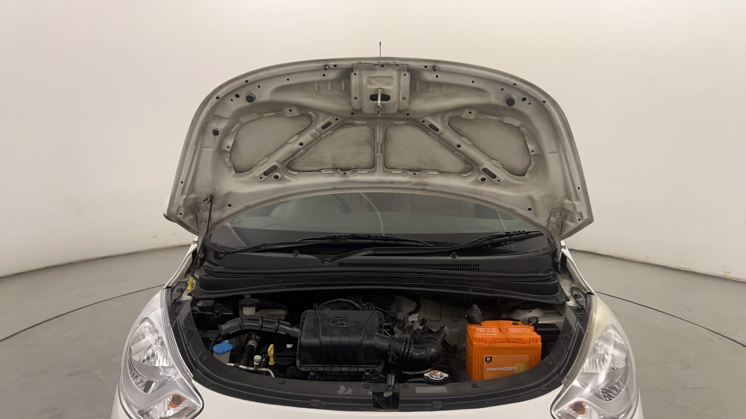 Buy Used Hyundai i10 Sportz 1.1L of 2015 model @ 3,18,000 INR in Pune ...