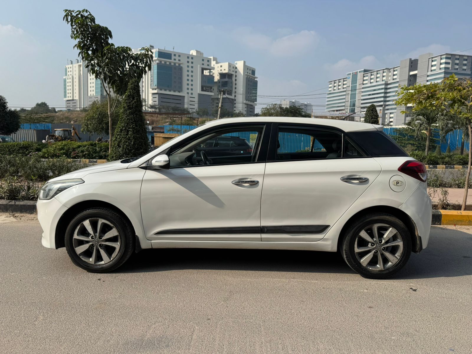 Buy Used Hyundai i20 Asta 1.2 of 2015 model @ 4,95,000 INR in Hyderabad ...