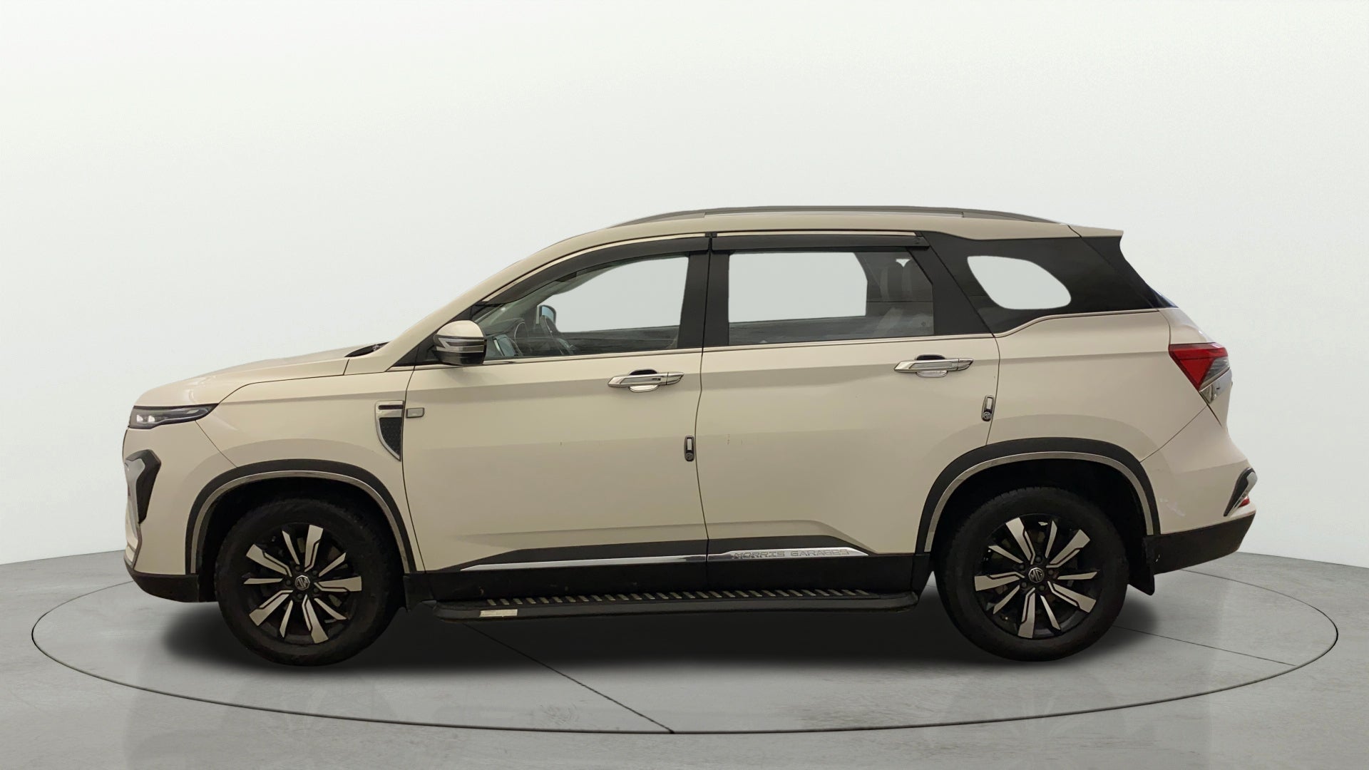 Buy Used MG Hector Plus Sharp DCT of 2020 model @ 11,40,281 INR in ...
