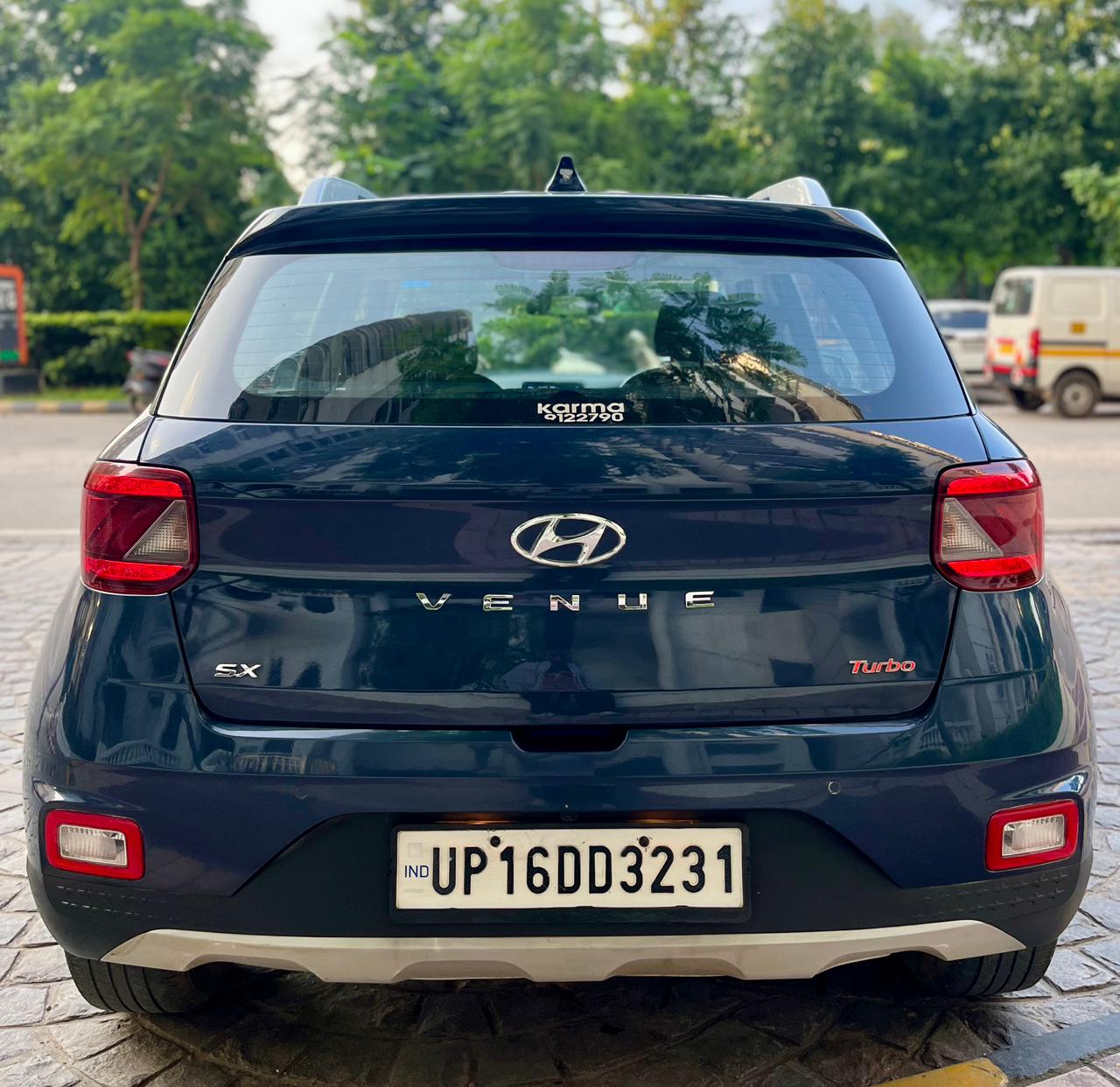 Buy Used Hyundai Venue SX Turbo iMT of 2022 model @ 7,15,000 INR in ...