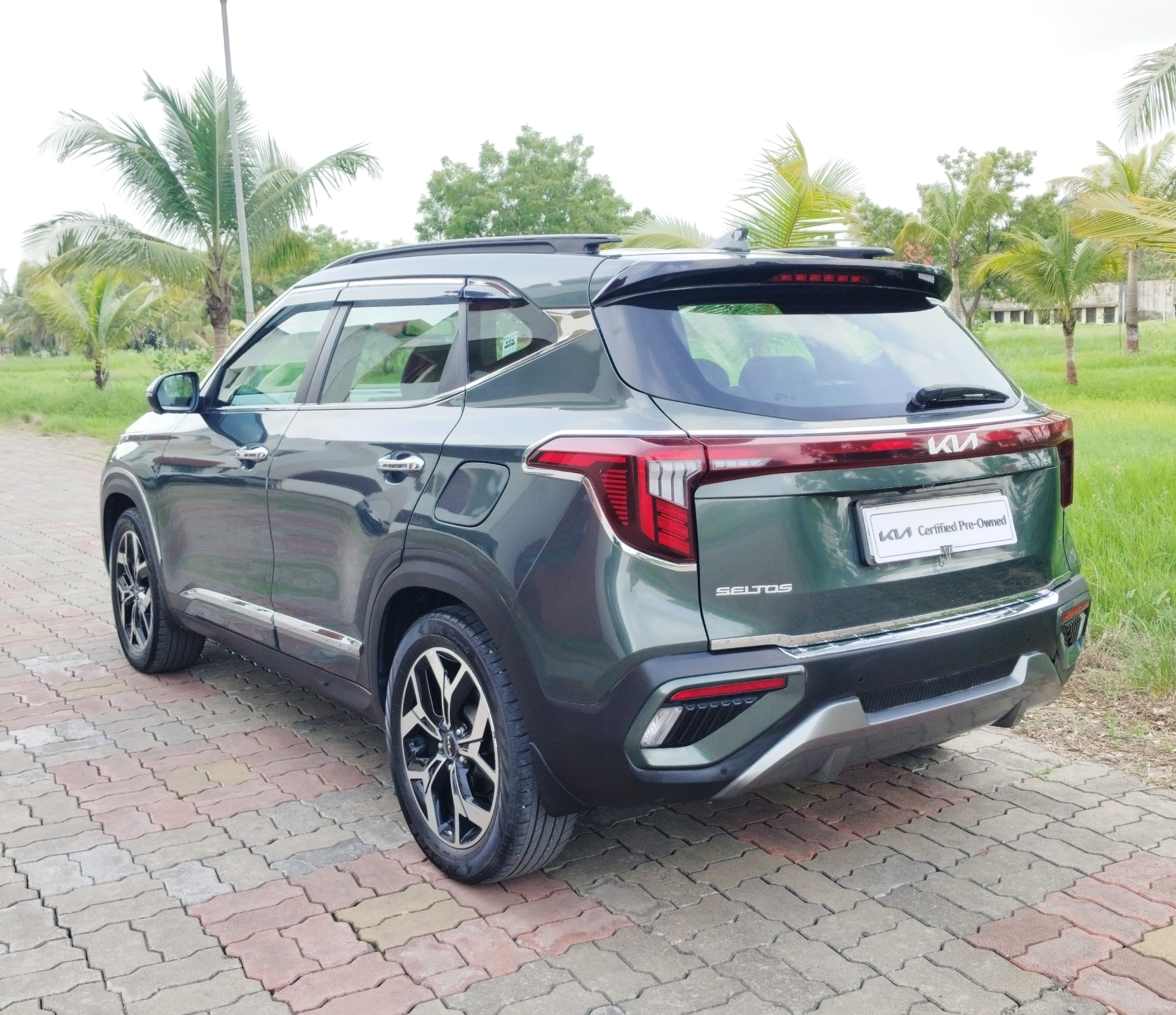 Buy Used Kia Seltos GTX Plus Diesel AT of 2023 model @ 18,99,000 INR in ...