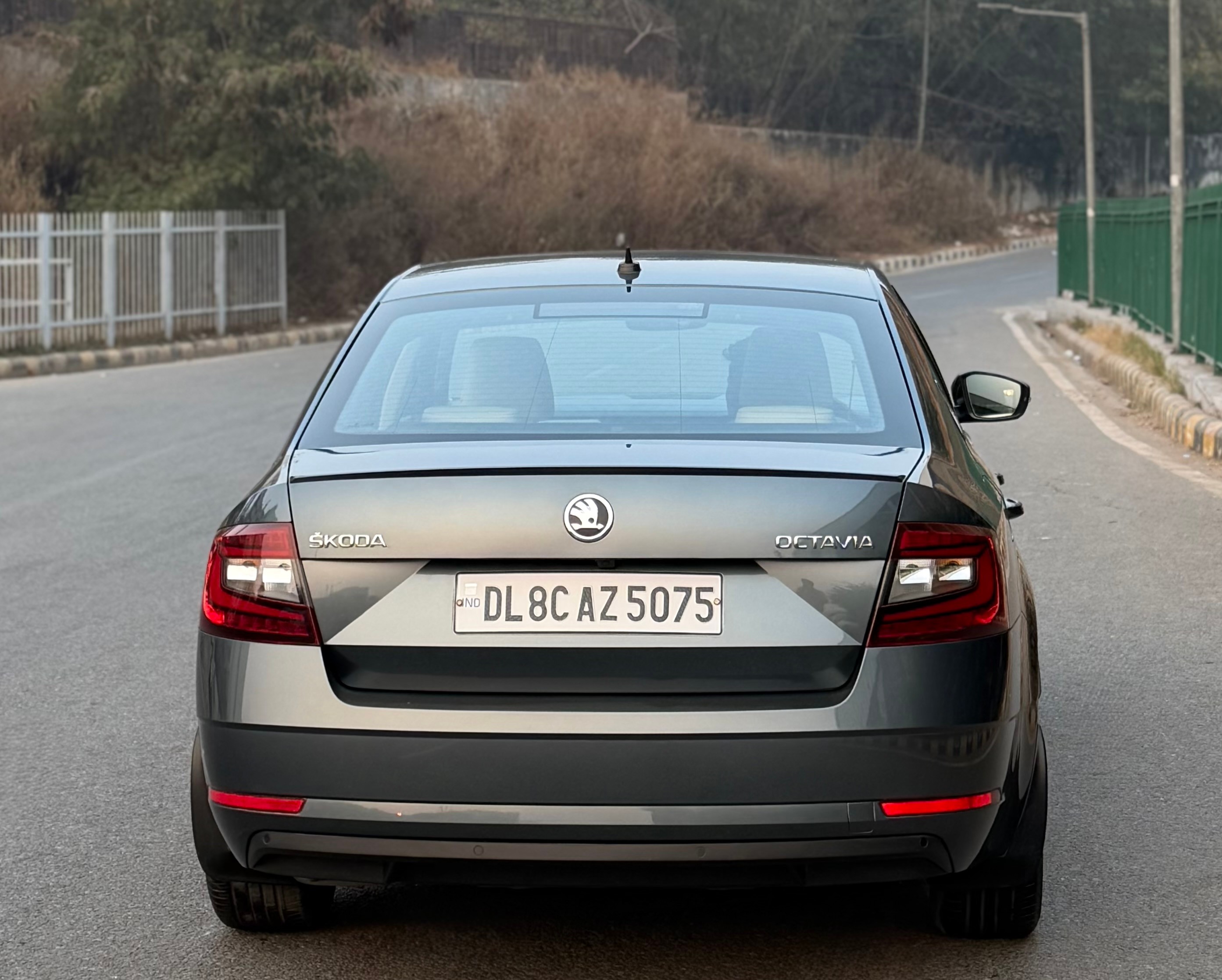 Buy Used Skoda Octavia 1.8 TSI AT L K of 2020 model @ 17,75,000 INR in ...