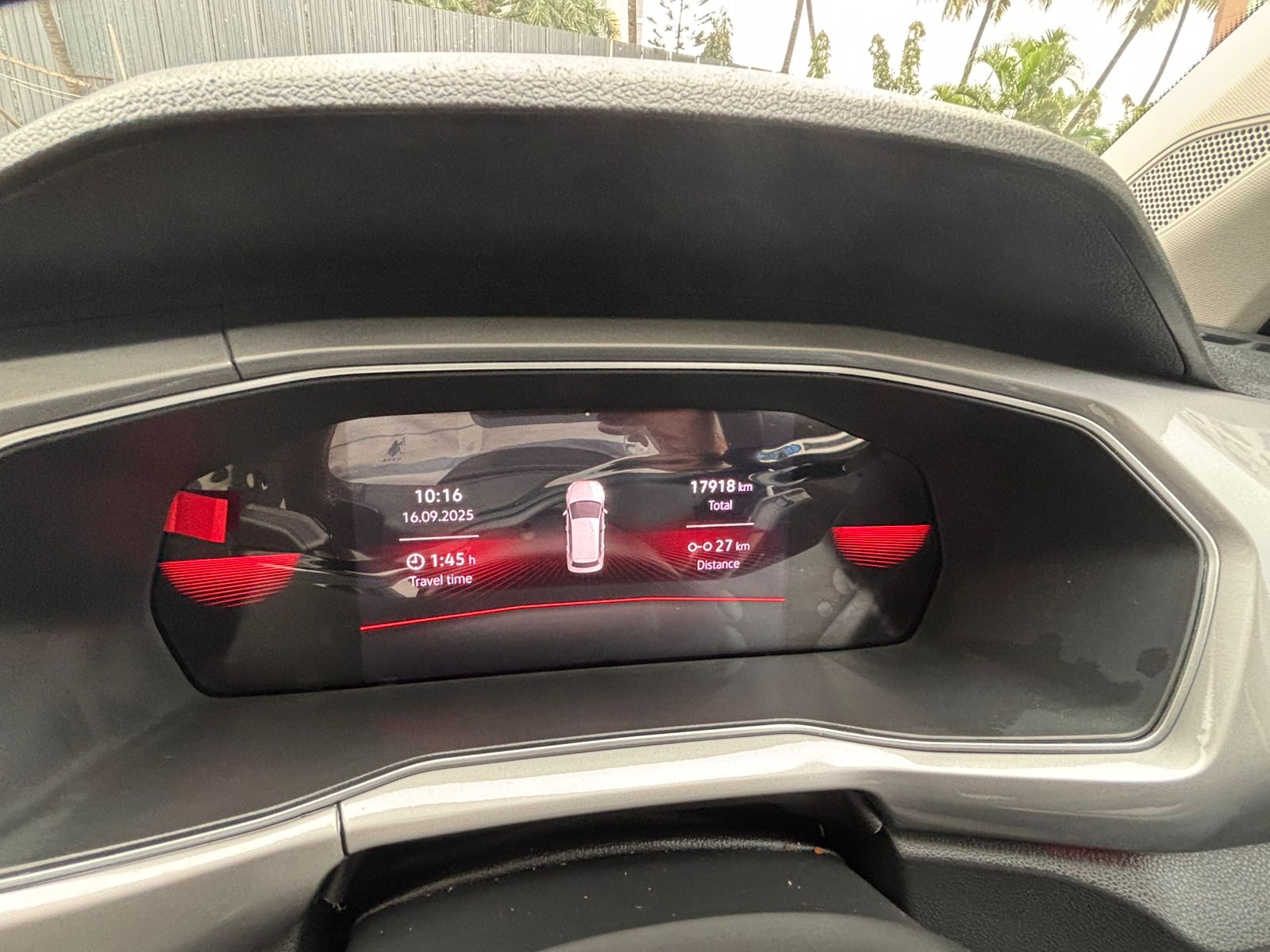 Buy Used Volkswagen Taigun 1.5 TSI GT Plus DSG of 2022 model @ 16 ...