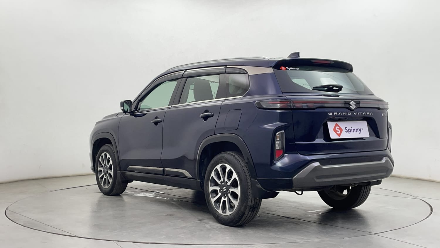 Buy Used Maruti Grand Vitara Alpha Plus Hybrid CVT of 2023 model @ 17 ...