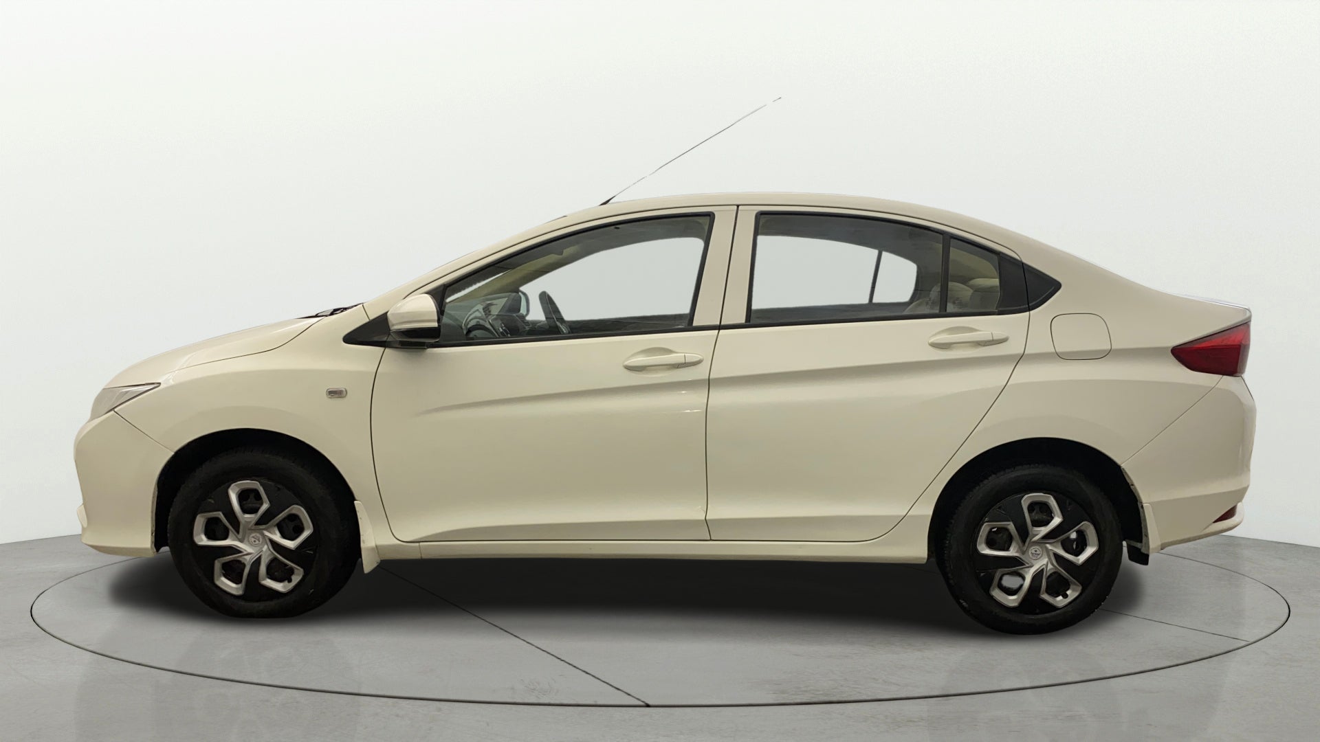 Buy Used Honda City i VTEC S of 2016 model @ 4,06,030 INR in Gurgaon - 5080225 - ZigWheels.com