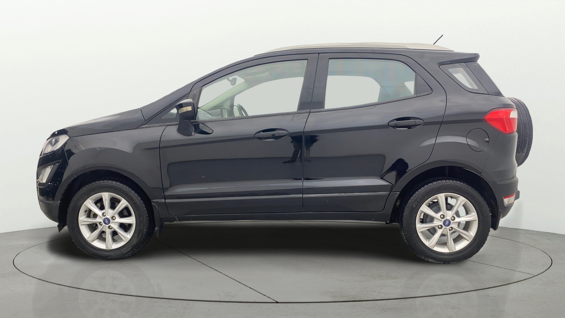Buy Used Ford Ecosport 1.5 Petrol Titanium of 2021 model @ 7,64,082 INR ...