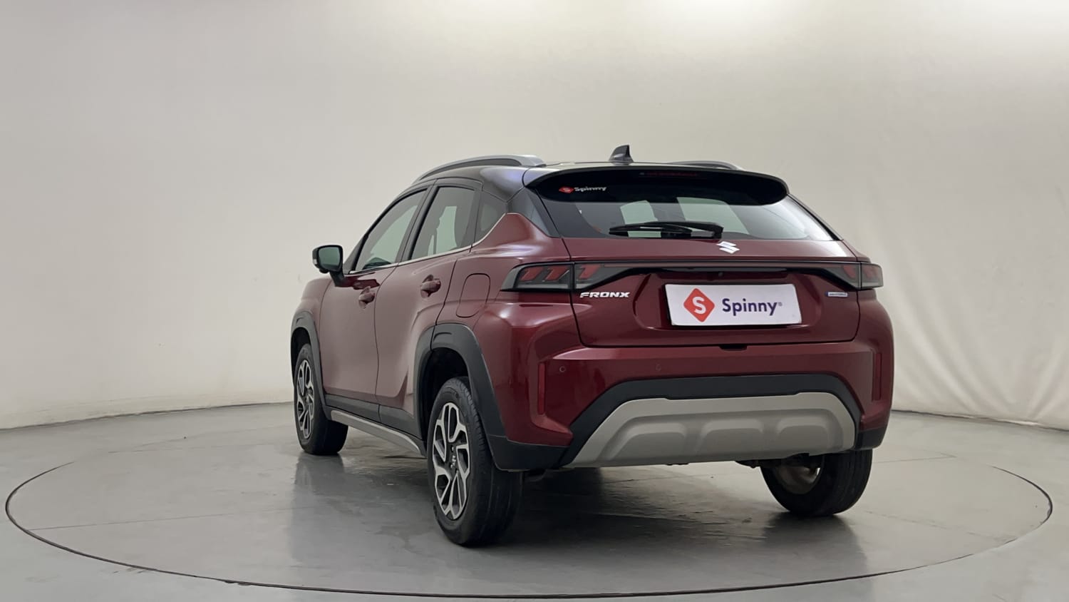 Buy Used Maruti XL6 Alpha Plus Dual Tone of 2023 model @ 11,73,523 INR ...