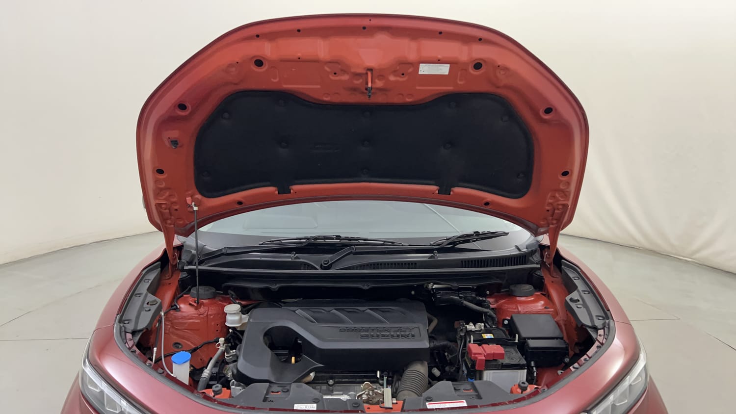 Buy Used Maruti XL6 Alpha Plus Dual Tone of 2023 model @ 11,73,523 INR ...