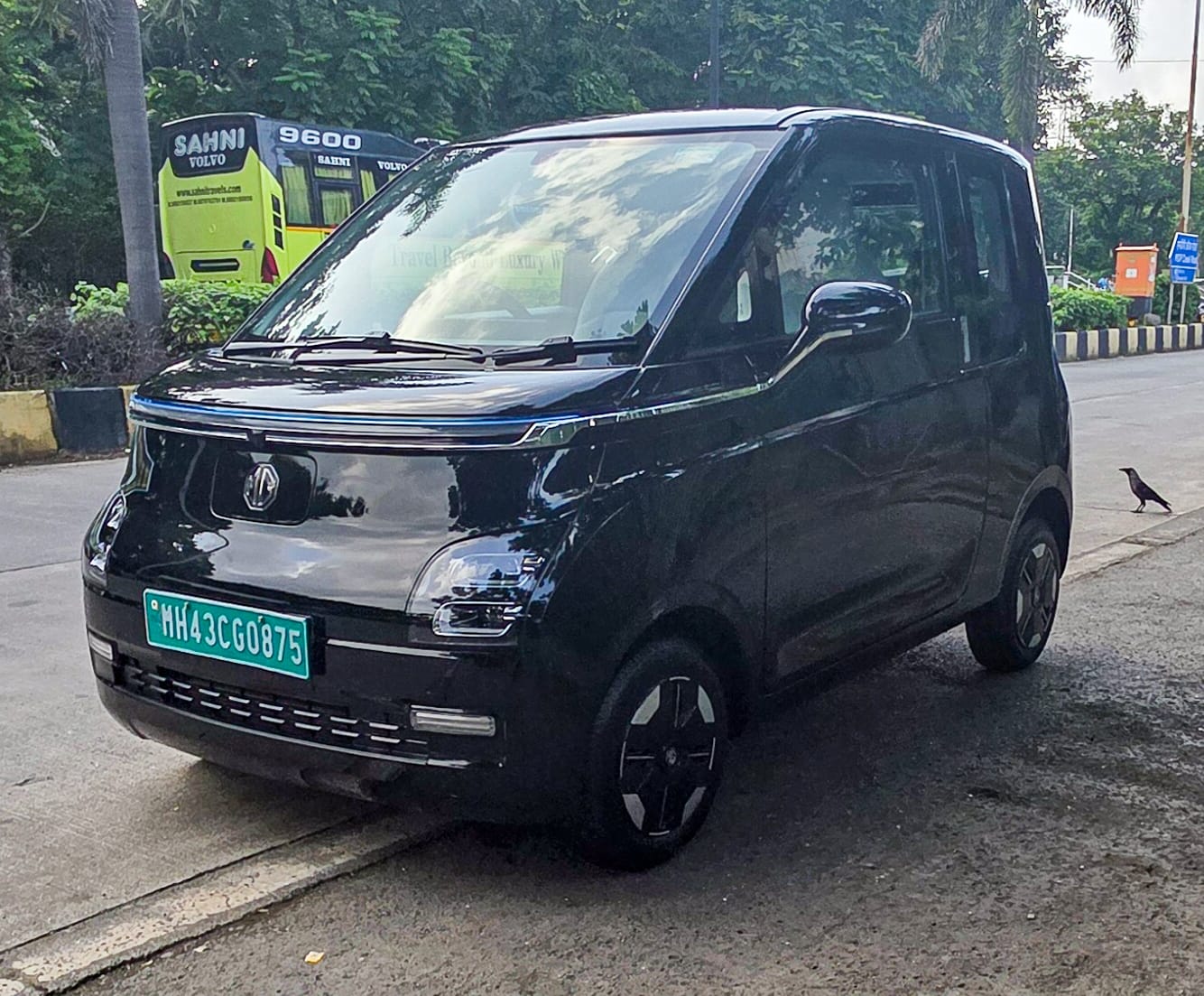 Buy Used MG Comet EV Play of 2023 model @ 6,45,000 INR in Mumbai - 5082098 - ZigWheels.com