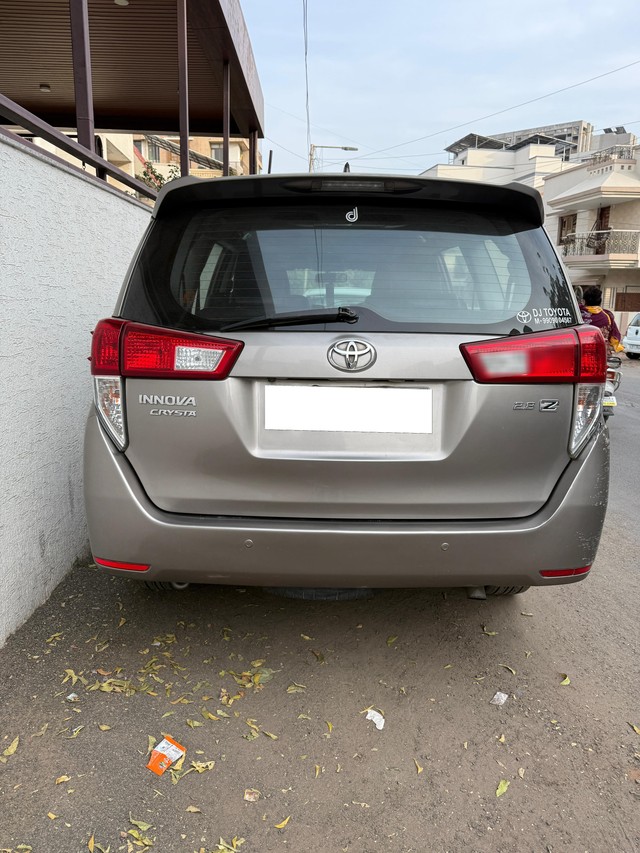 Used 2016 Toyota Innova Crysta Diesel Automatic in Ahmedabad at ₹12 ...