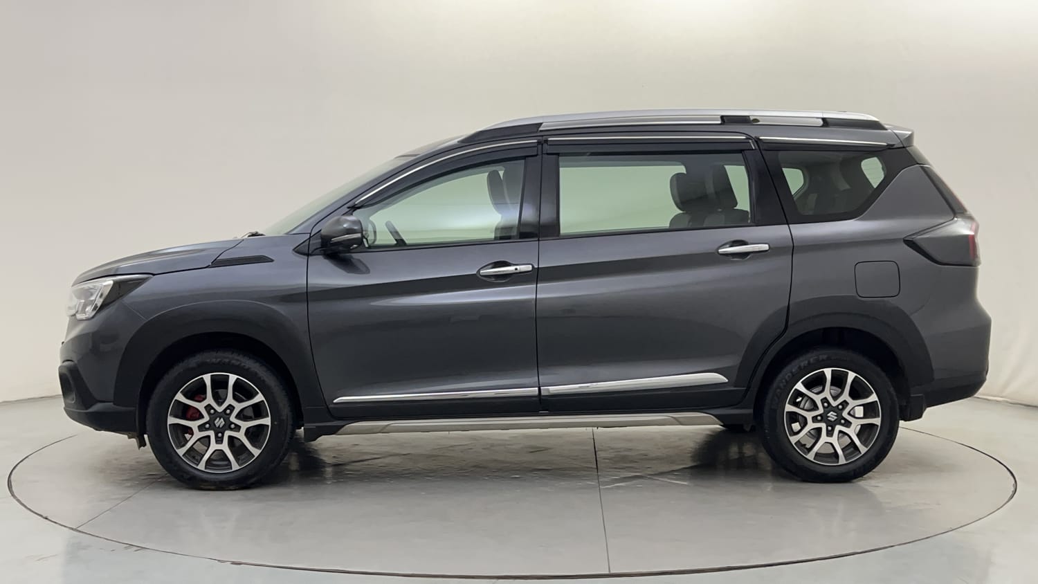 Buy Used Maruti XL6 Alpha of 2022 model @ 11,16,123 INR in Bangalore ...