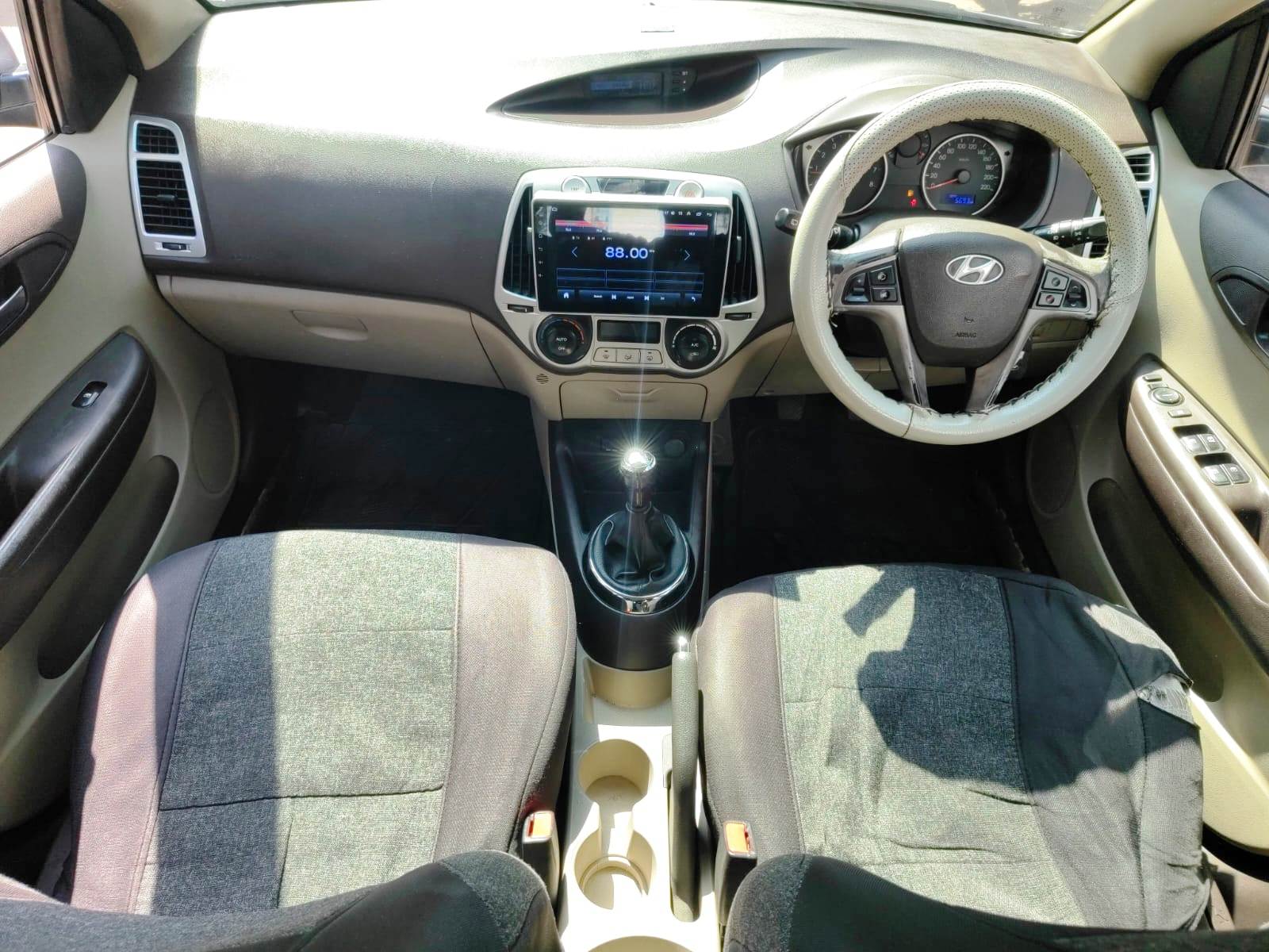 Buy Used Hyundai i20 Asta 1.2 of 2012 model @ 2,45,000 INR in Mira Road ...
