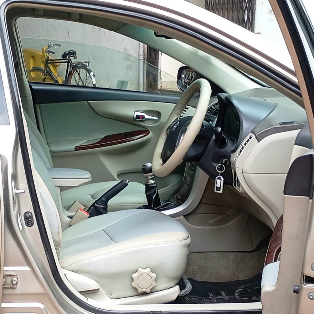 Buy Used Toyota Corolla Altis G of 2013 model @ 3,45,000 INR in Mira ...