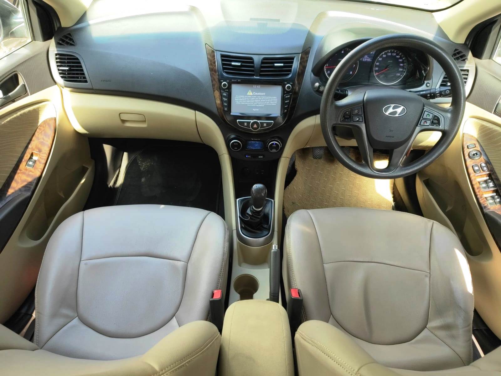 Buy Used Hyundai Verna 1.6 VTVT SX of 2016 model @ 4,75,000 INR in Mira ...