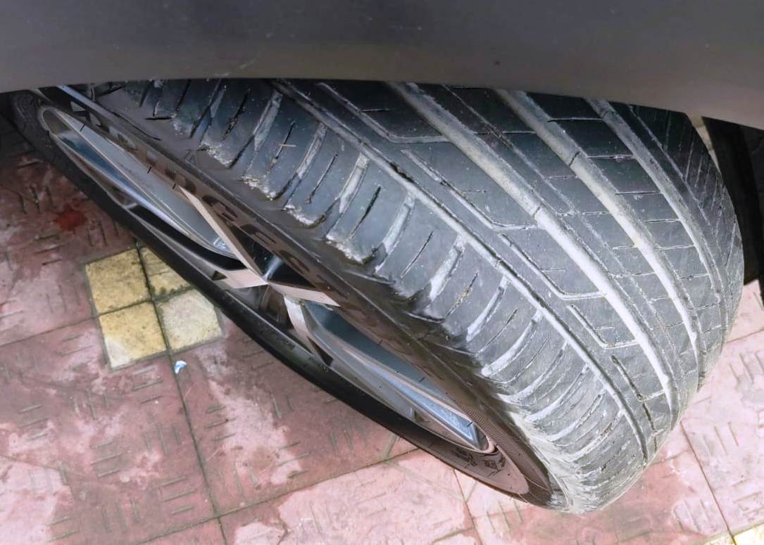 Buy Used Hyundai Tucson 2.0 e-VGT 2WD AT GL of 2018 model @ 9,95,000 ...