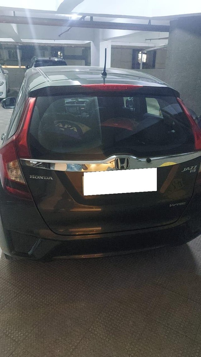 Used 2015 Honda Jazz Petrol Manual in Mumbai at ₹3.30 Lakh - CarDekho