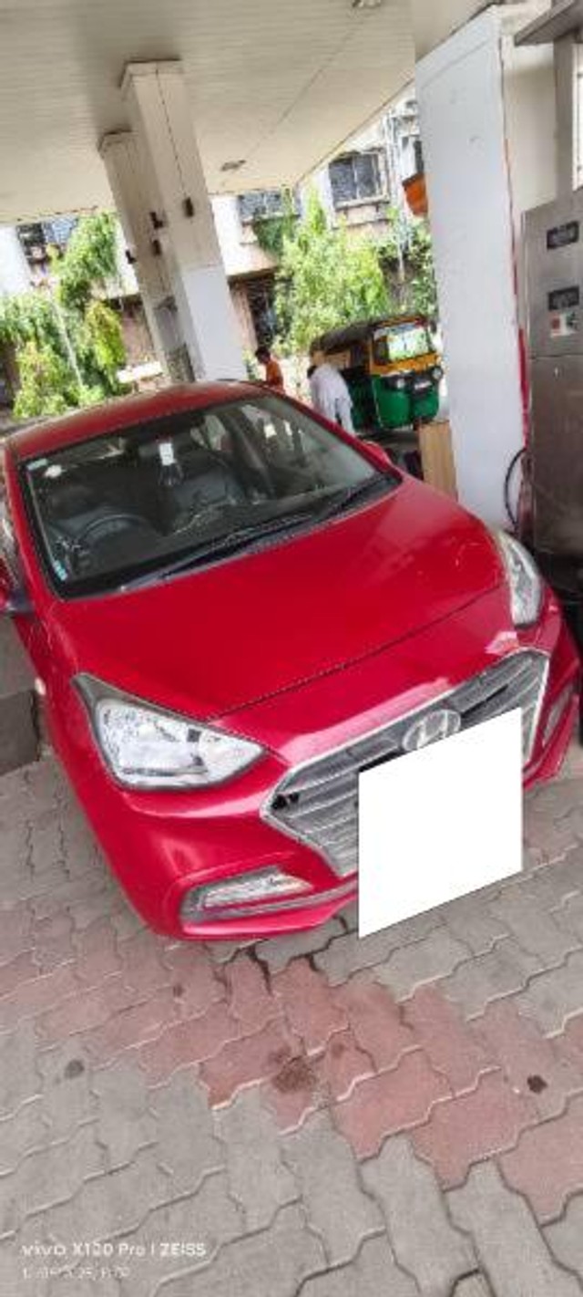 Used 2018 Hyundai Xcent Petrol Manual in Surat at ₹4 Lakh - CarDekho