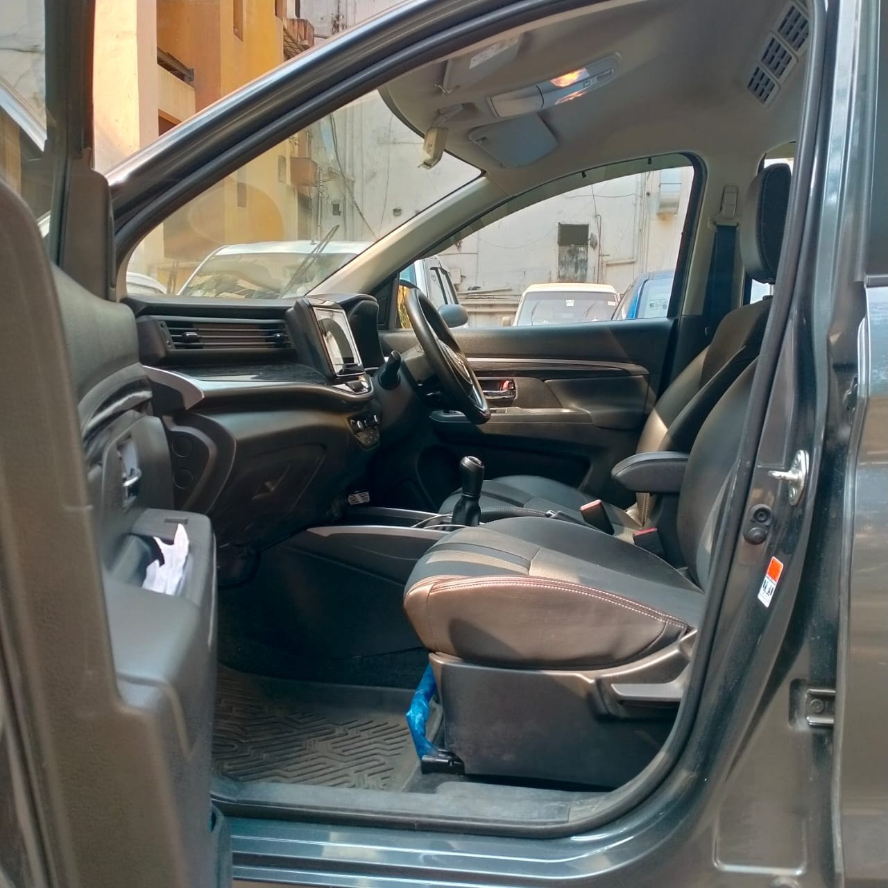 Buy Used Maruti XL6 Zeta CNG BSVI of 2022 model @ 10,75,000 INR in ...