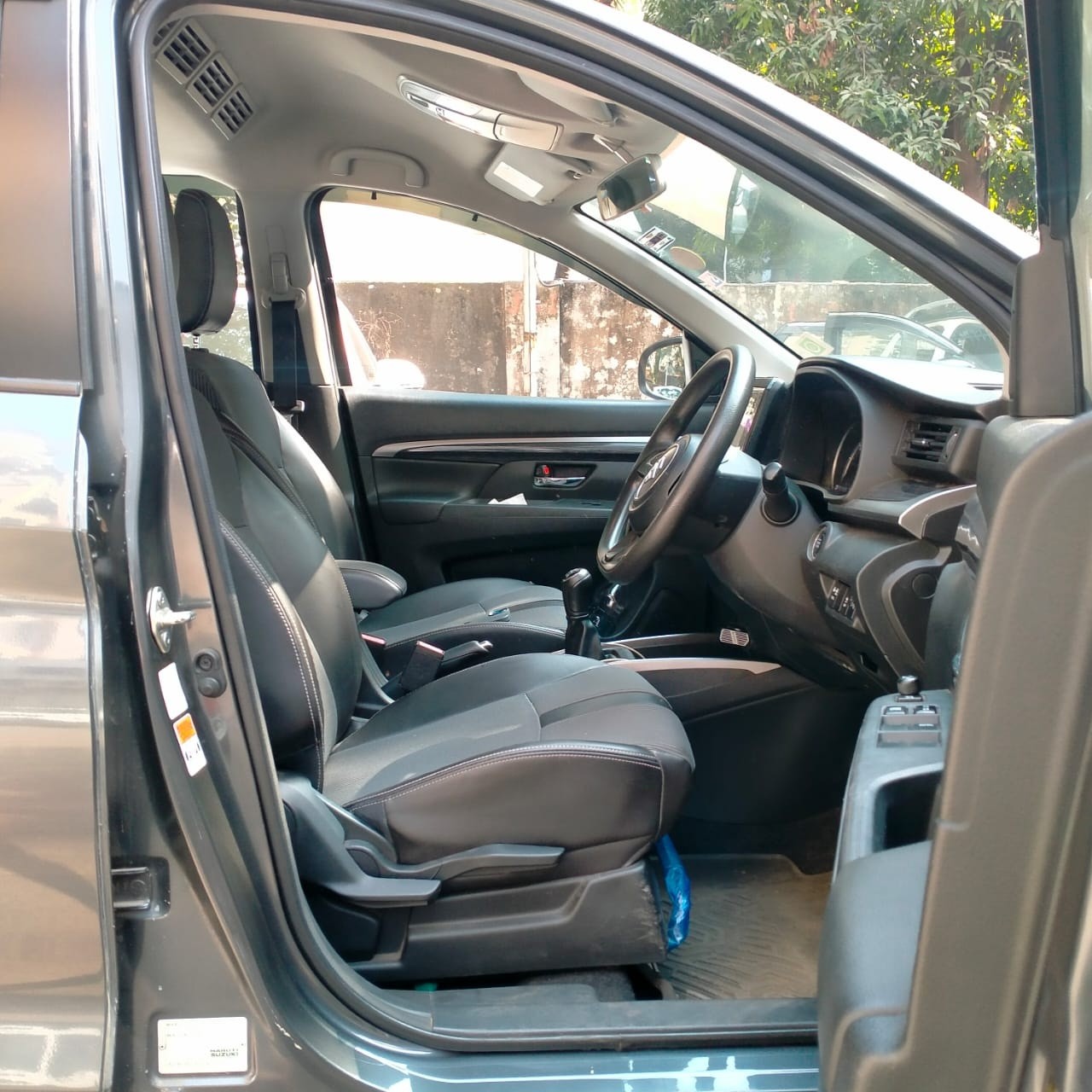 Buy Used Maruti XL6 Zeta CNG BSVI of 2022 model @ 10,75,000 INR in ...