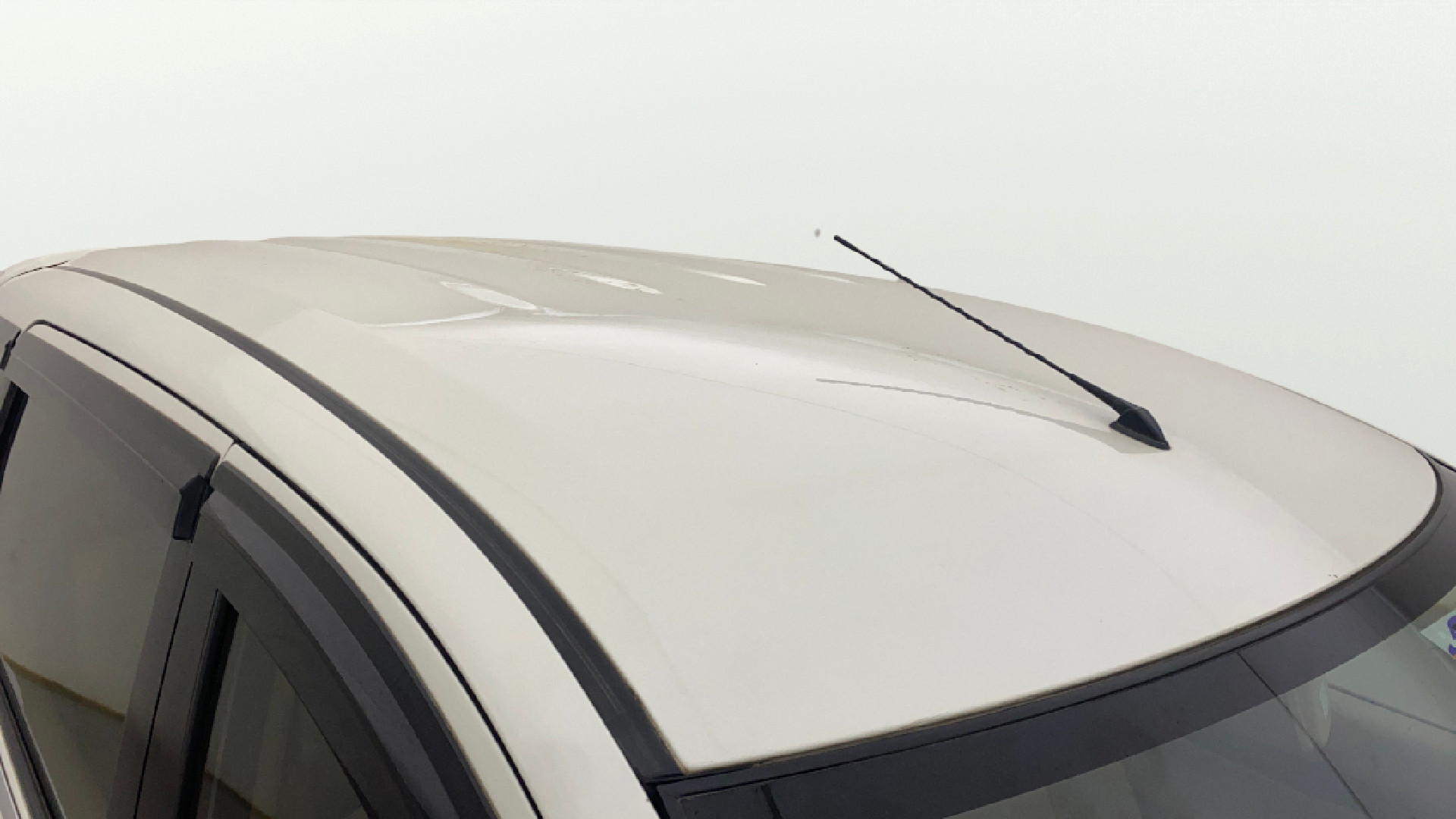 Buy Used Maruti Ertiga VXI AT of 2021 model @ 8,11,366 INR in Bangalore ...