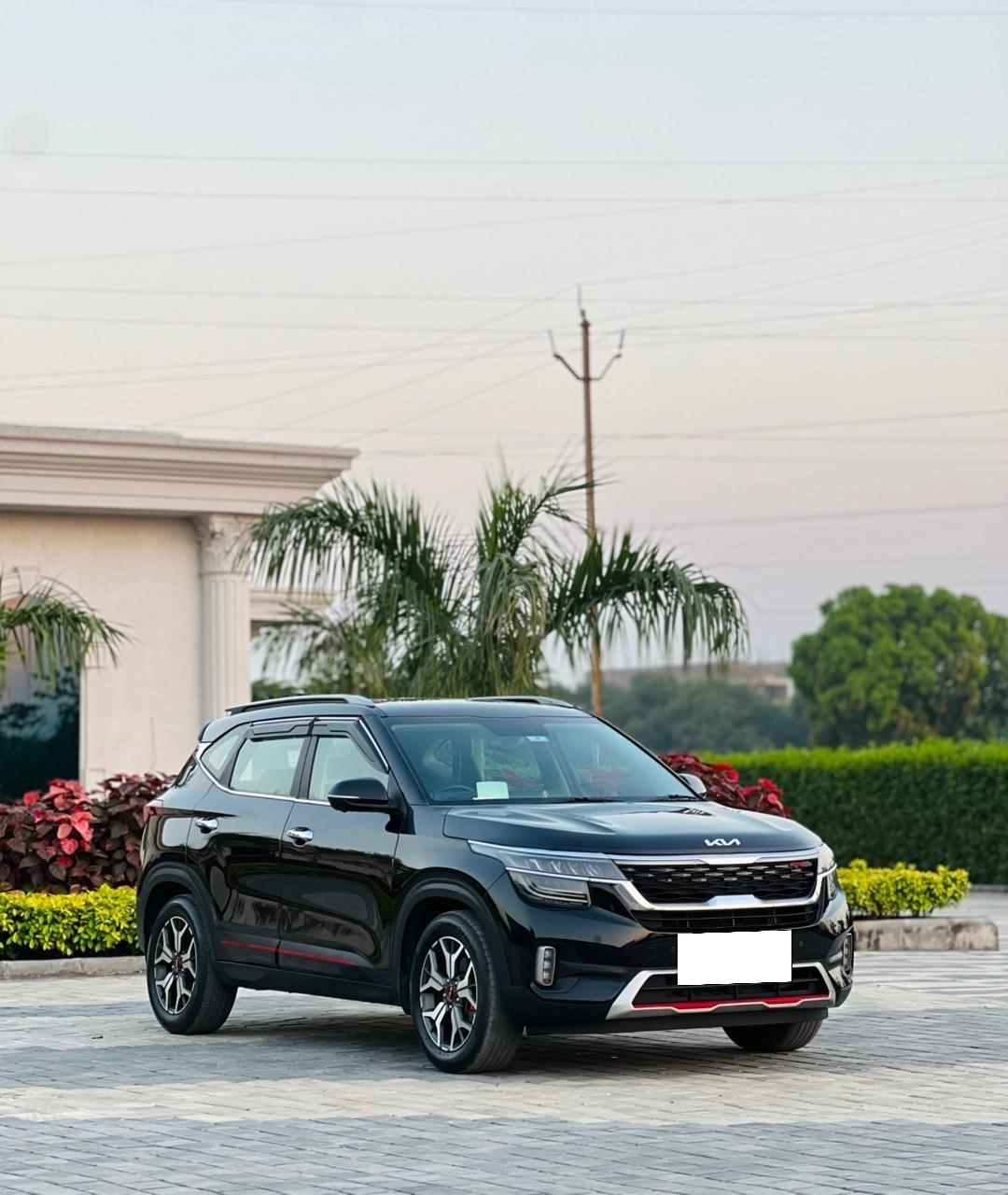 Used 2022 Kia Seltos 1353 cc Petrol Automatic Car in Surat at ₹13 Lakh ...