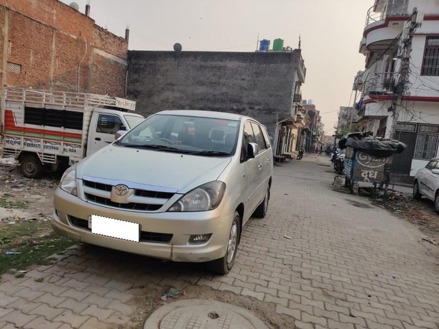 Used 2008 Toyota Innova Diesel Manual in Lucknow at ₹3.50 Lakh - CarDekho