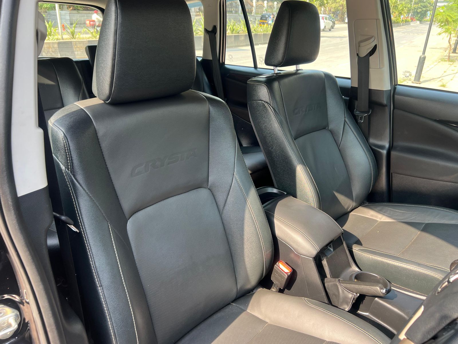 Buy Used Toyota Innova Crysta 2.4 Zx 7Str of 2024 model @ 24,75,000 INR ...