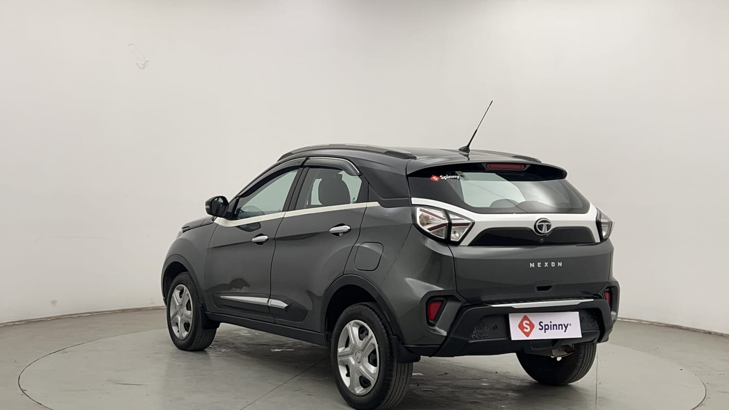 Buy Used Tata Nexon XM S Diesel of 2021 model @ 6,42,000 INR in ...