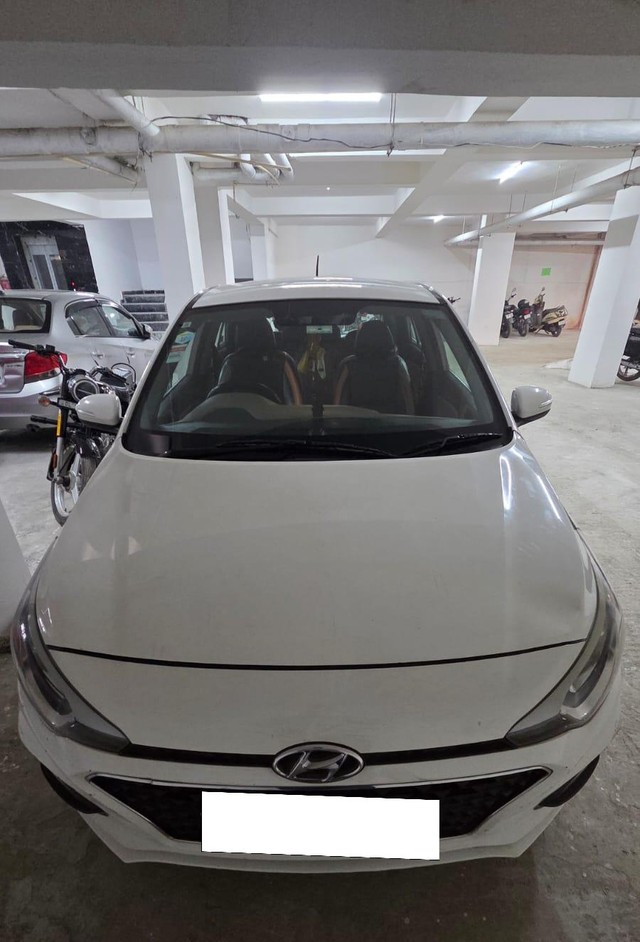 Used 2019 Hyundai Elite i20 Petrol Manual in Noida at ₹4.50 Lakh - CarDekho