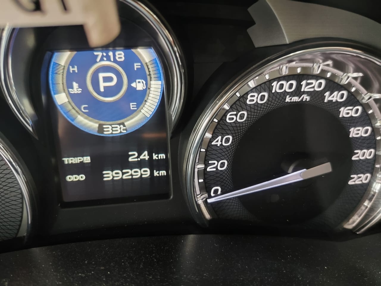 Buy Used Isuzu D-Max Hi-Lander of 2022 model @ 24,00,000 INR in Chennai - 5091542 - ZigWheels.com