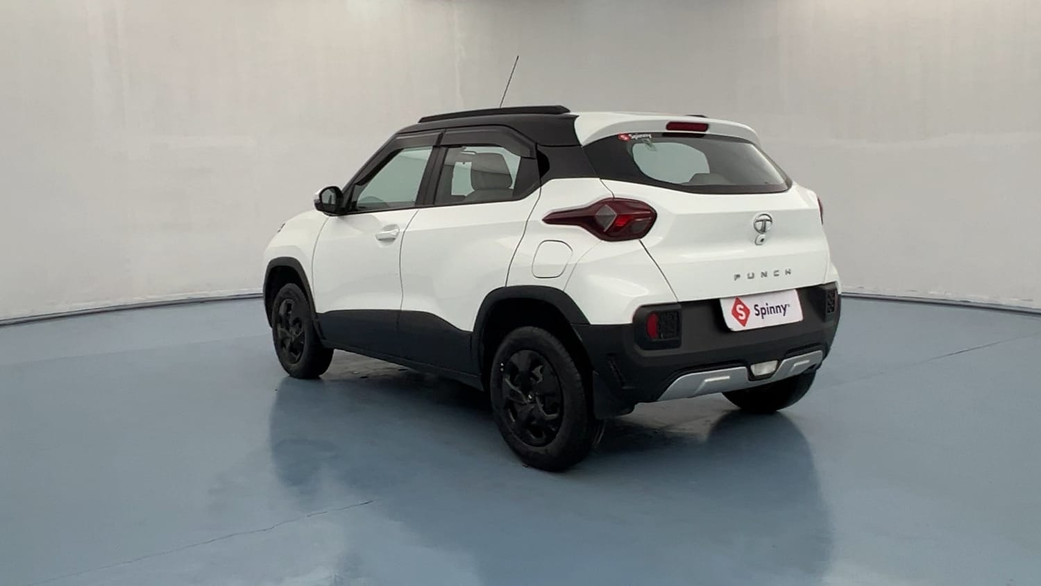 Buy Used Tata Punch Adventure Rhythm of 2022 model @ 5,64,000 INR in ...