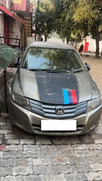 Buy Used Honda City 1.5 S MT of 2010 model @ 2,00,000 INR in Kanpur ...