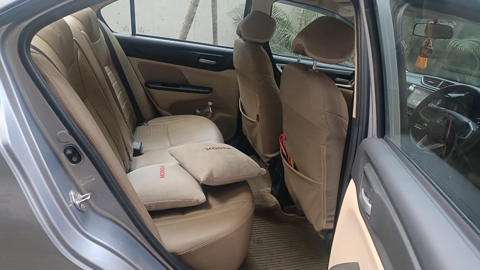 Buy Used Honda Amaze 2nd Gen VX BSVI of 2022 model @ 7,65,000 INR in ...