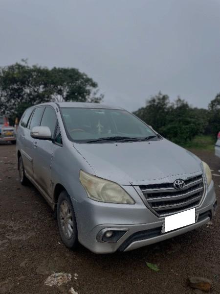 Used 2013 Toyota Innova Diesel Manual in Sangli at ₹8.10 Lakh - CarDekho