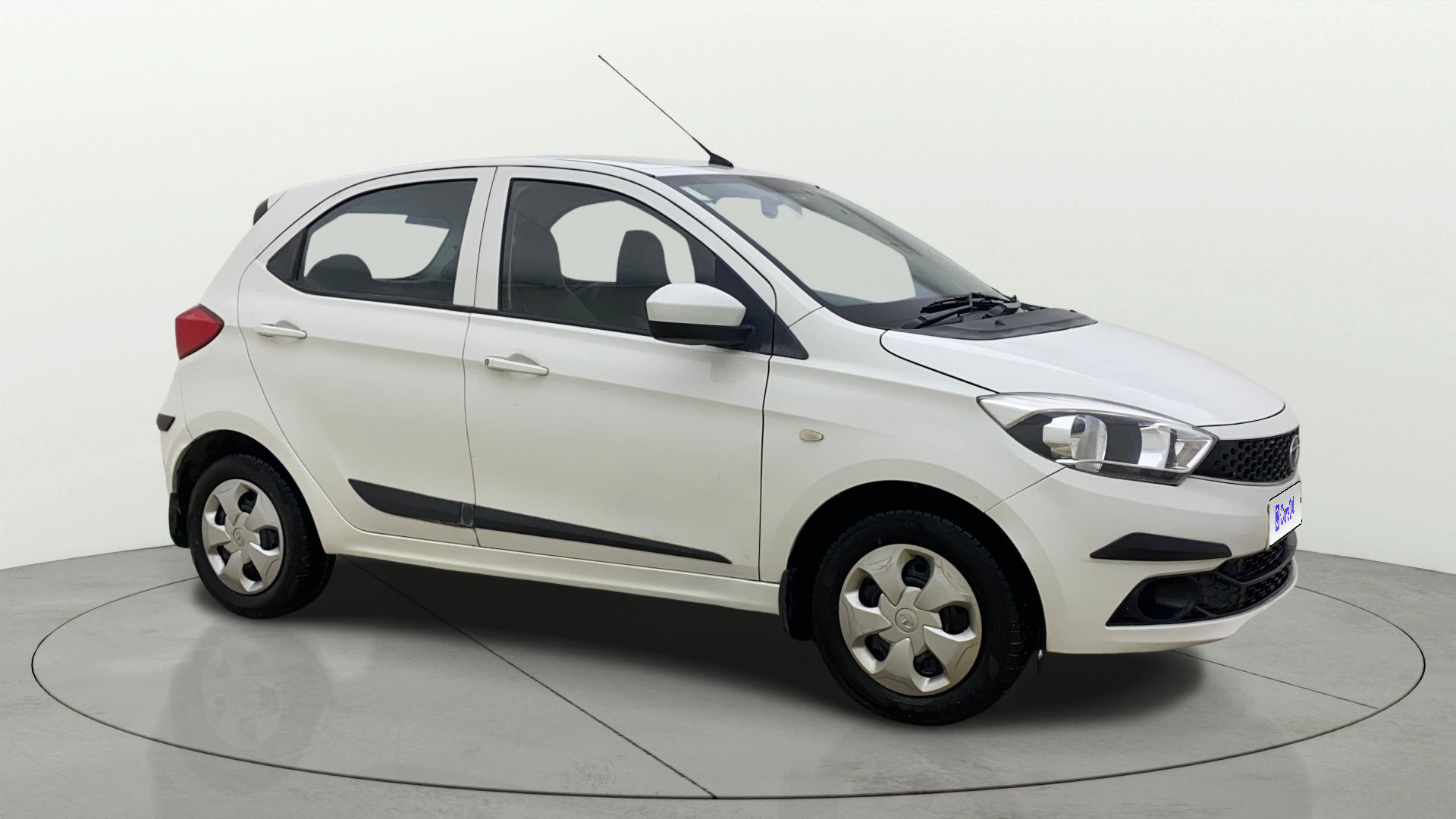 Used 2018 Tata Tiago 1199 cc Petrol Automatic Car in Ahmedabad at ₹3.11 ...