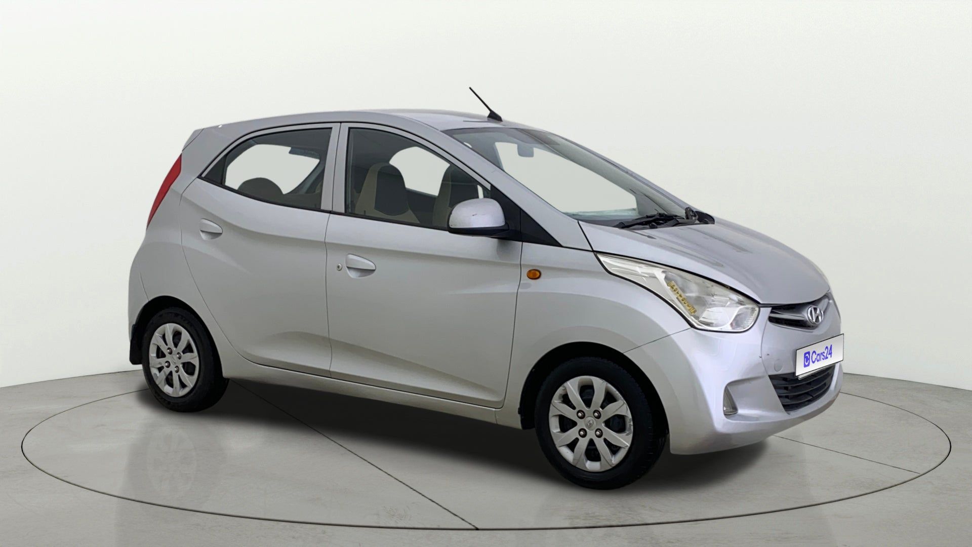 Used 2016 Hyundai EON 814 cc Petrol Manual Car in Ahmedabad at ₹2.06 ...