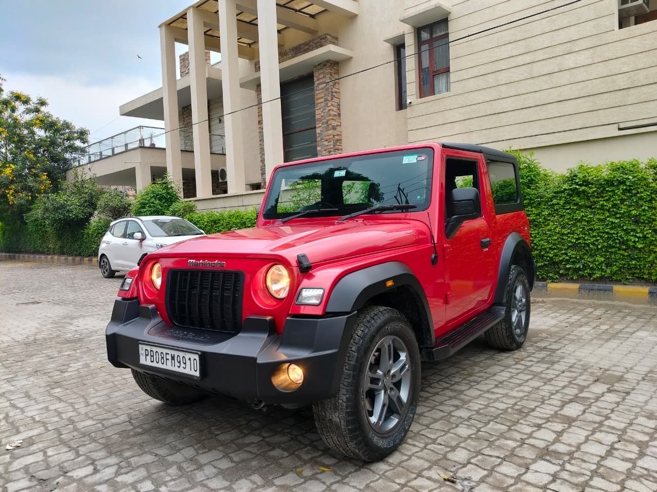 Buy Used Mahindra Thar LX Convert Top Diesel of 2024 model @ 12,50,000 ...