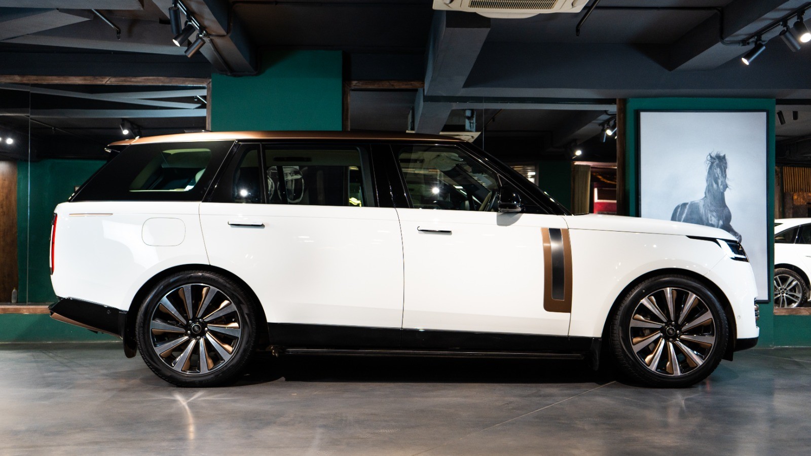 Buy Used Land Rover Range Rover 3.0 I Diesel LWB HSE of 2024 model @ 2 ...