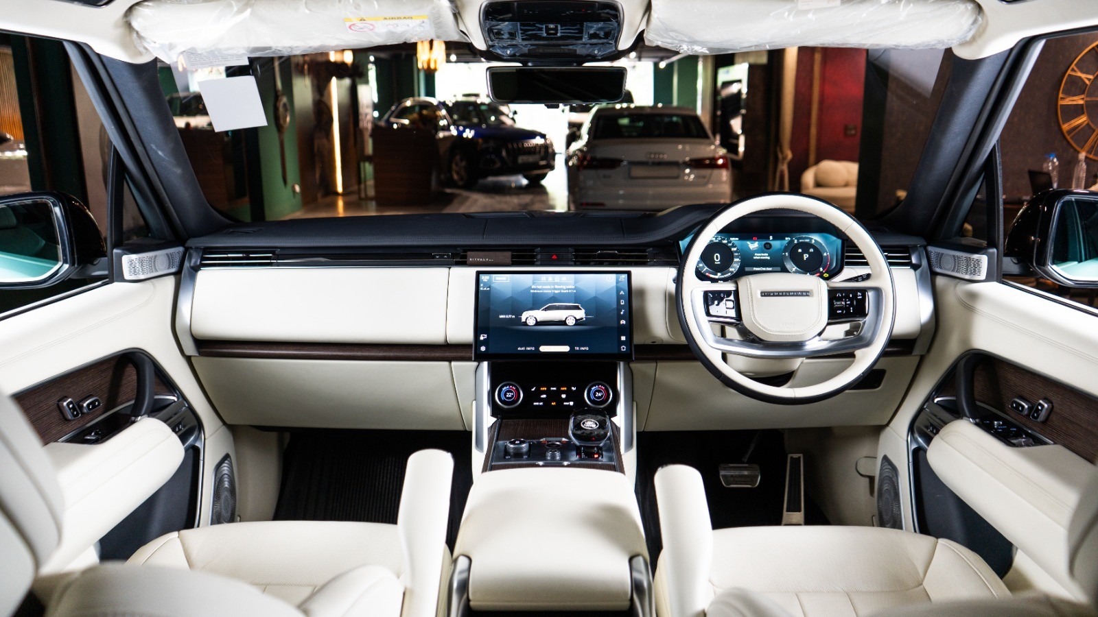 Buy Used Land Rover Range Rover 3.0 I Diesel LWB HSE of 2024 model @ 2 ...