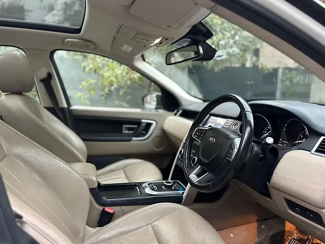 Buy Used Land Rover Discovery HSE 2.0 SD4 of 2019 model @ 29,90,000 INR ...