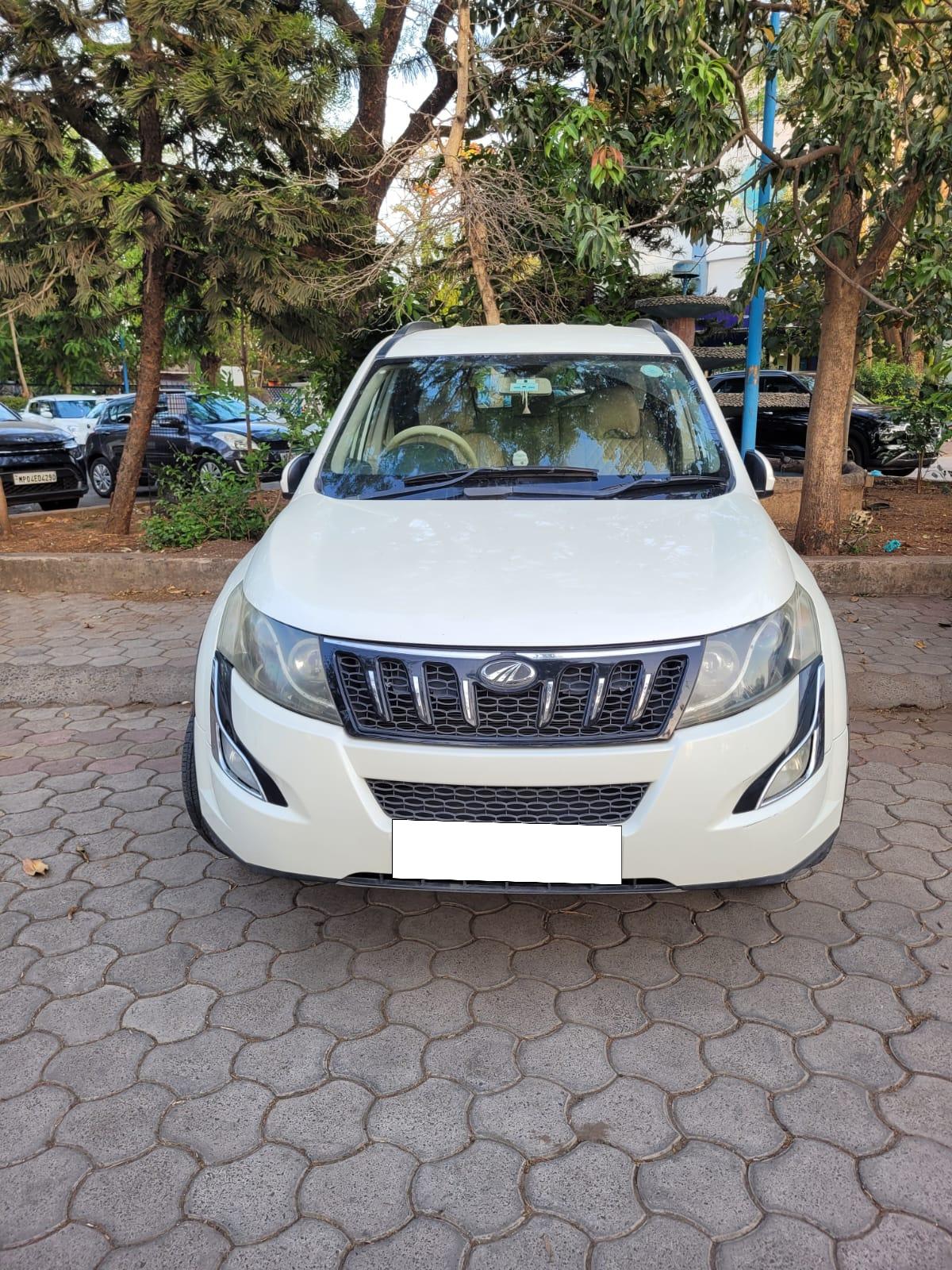 Buy Used Mahindra XUV500 W8 2WD of 2015 model @ 9,00,000 INR in Indore ...