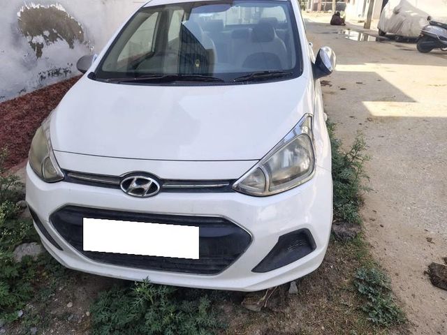 Used 2014 Hyundai Xcent Petrol Manual in Beawar at ₹3 Lakh - CarDekho