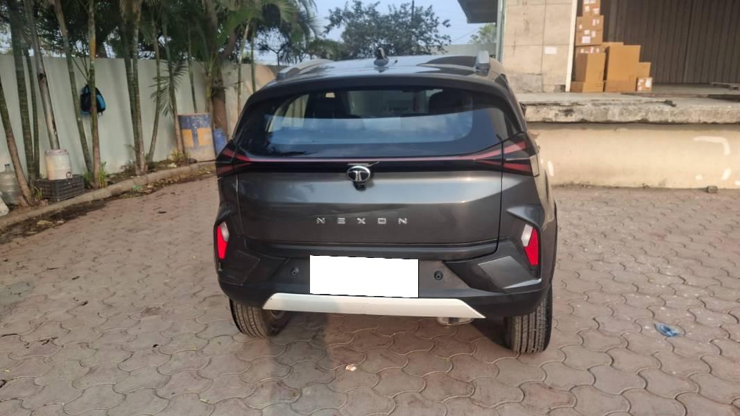 Buy Used Tata Nexon Creative Plus AMT of 2024 model @ 11,51,000 INR in ...